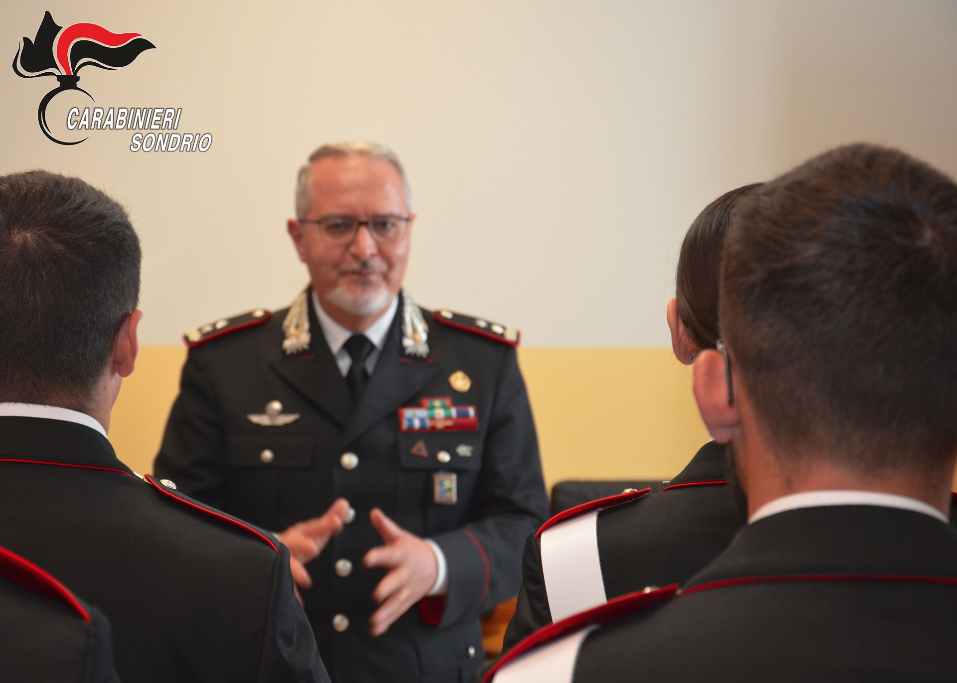 Il Generale De Riggi incontra i nuovi Carabinieri in Provincia di ...