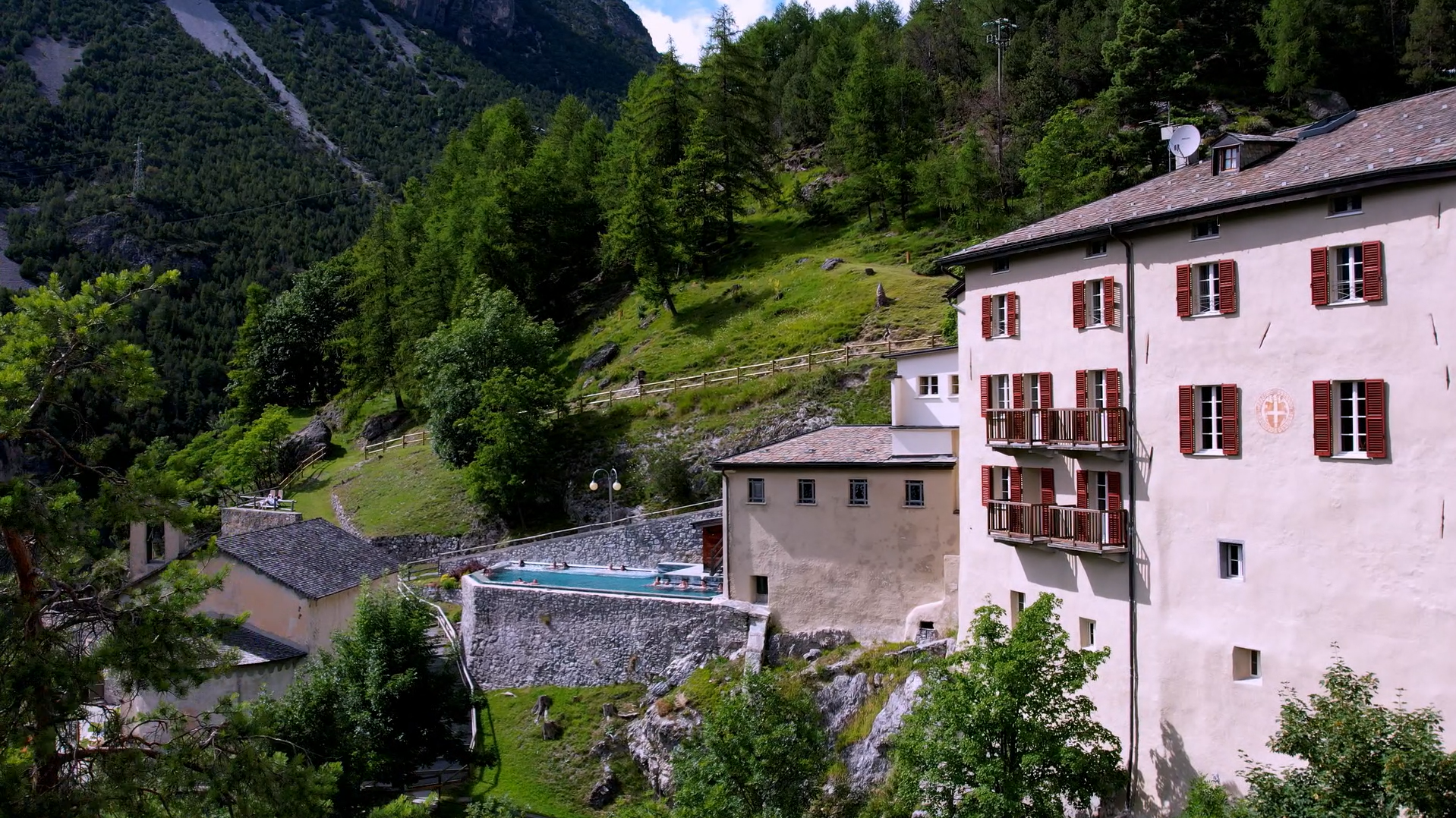 Terme d'estate, a Bormio tra storia e montagna - Prima la Valtellina